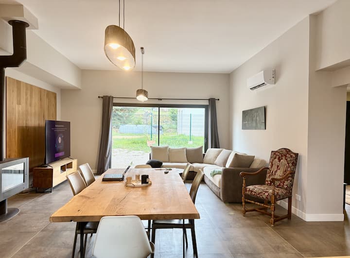 Maison Avec Vue, Luberon Piscine Et Randonnées - Apt