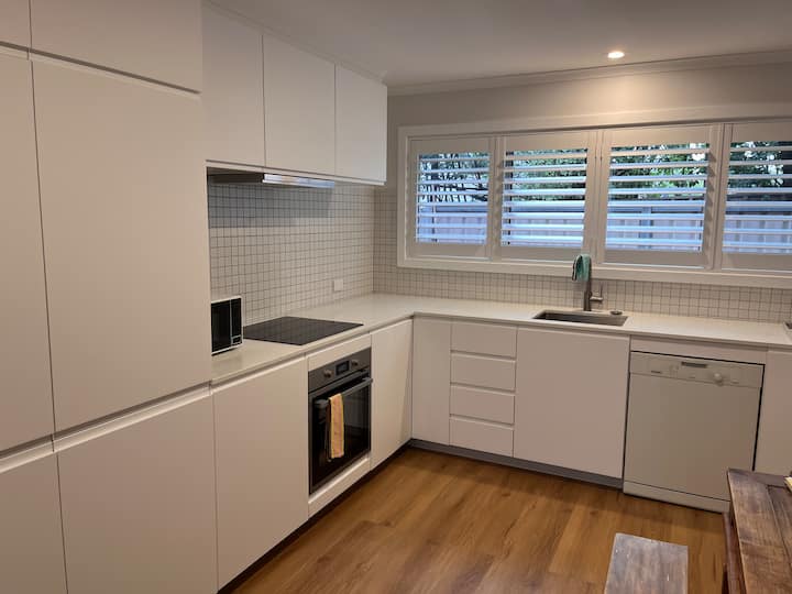 Sternberg Stays Bendigo - Bendigo