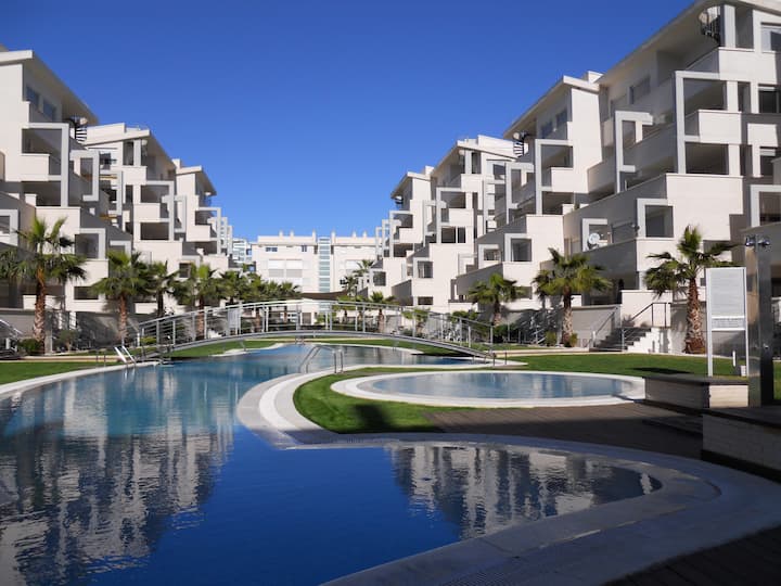 Elegance - Denia