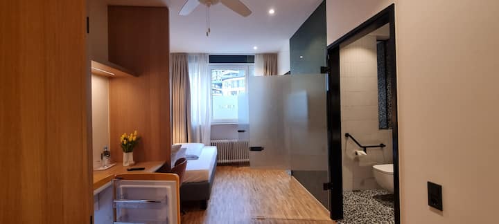 Modernes Doppelzimmer Barrierefrei München Zentrum - München