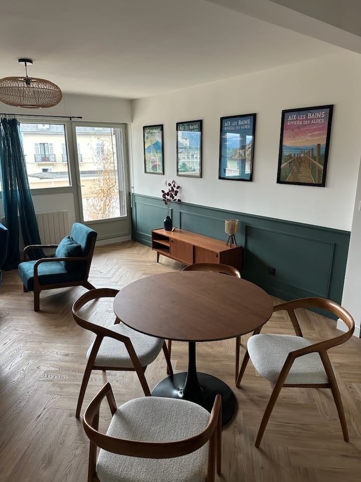 Appartement Et Terrasse, Vue Sur Le Lac Du Bourget - Aix-les-Bains