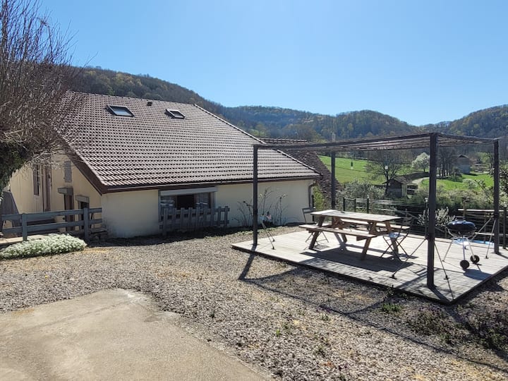 Gîte Le Papillon, 
Environnement Paisible - Cuiseaux