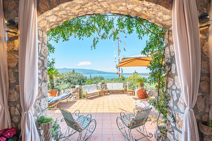 Prestigiosa Villa Con Parco E Piscina Condivisa - Orbetello