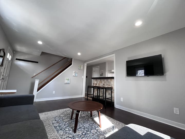 Cozy Updated House In The Heart Of Norwalk - Norwalk, CT