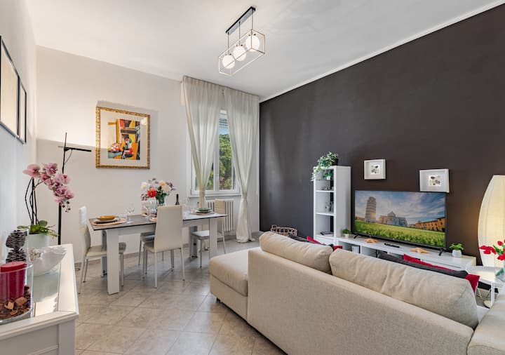 Hostly Santo Stefano Tower View Apartment - Pise