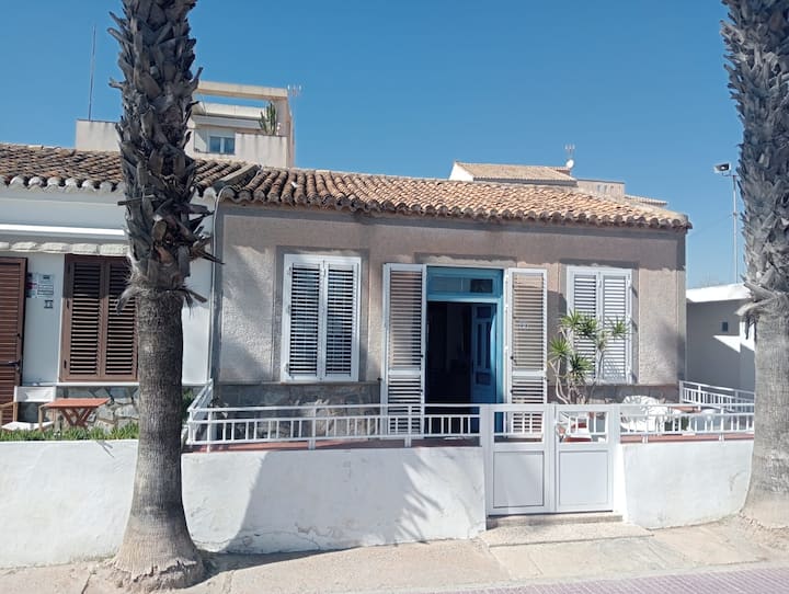 La Puerta Azul - Los Alcázares