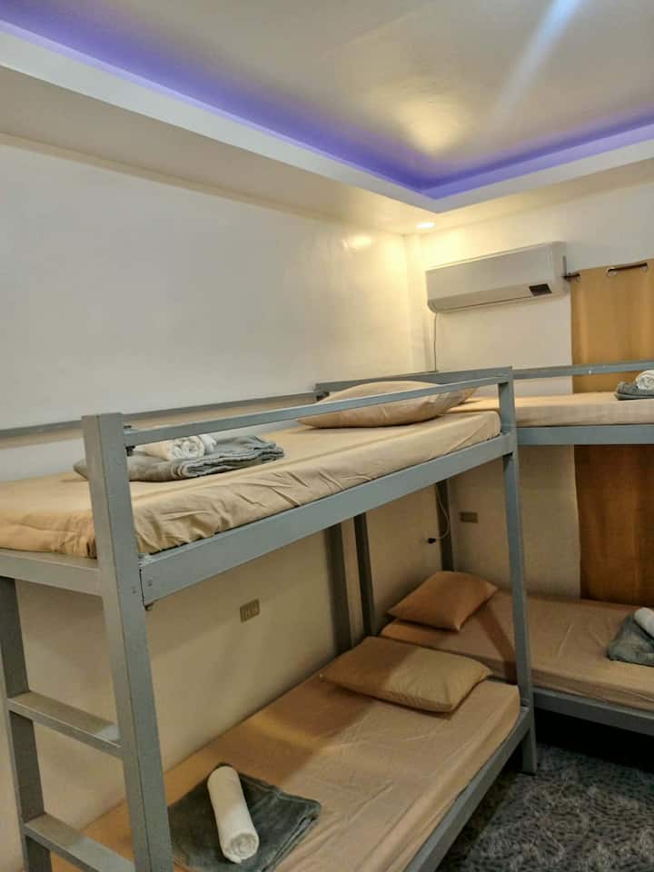 Backpackers - Busuanga