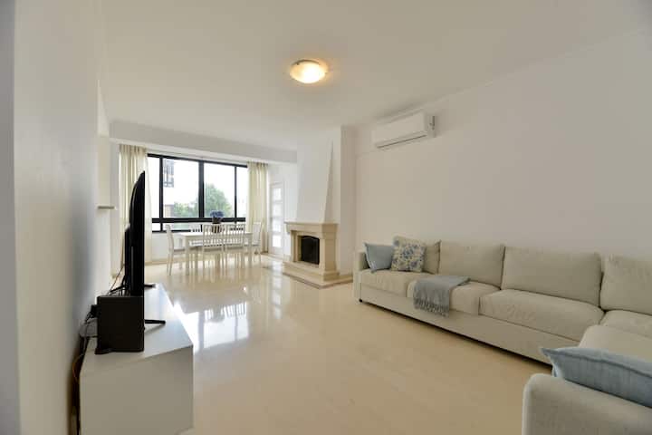 Cascais Charm Spacious 3 Bedroom Walk To The Ocean - Cascais