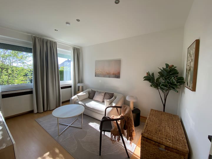 Sharon's Oasis - Ulm