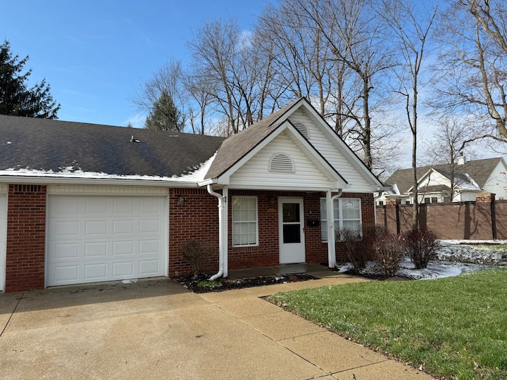 Keystone Garden Villa G - Indianapolis, IN