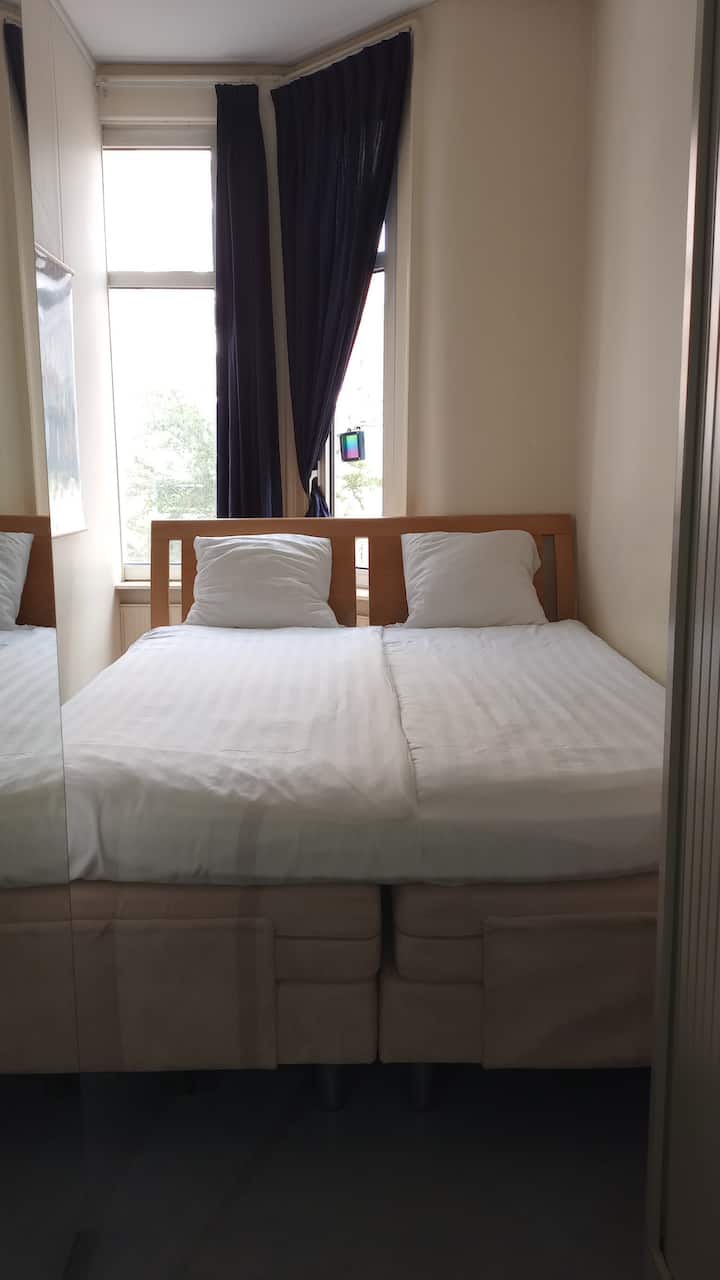 Museumplein | 2 Private Rooms | 2–4 Guests - Amsterdam