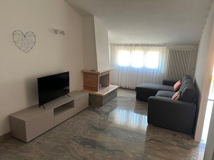 Casa Fra, Appartamento In Centro A 150m Dal Mare - Grottammare