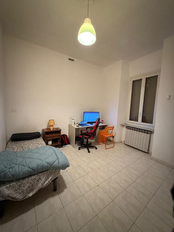 Private Room With 2 Beds - Turin