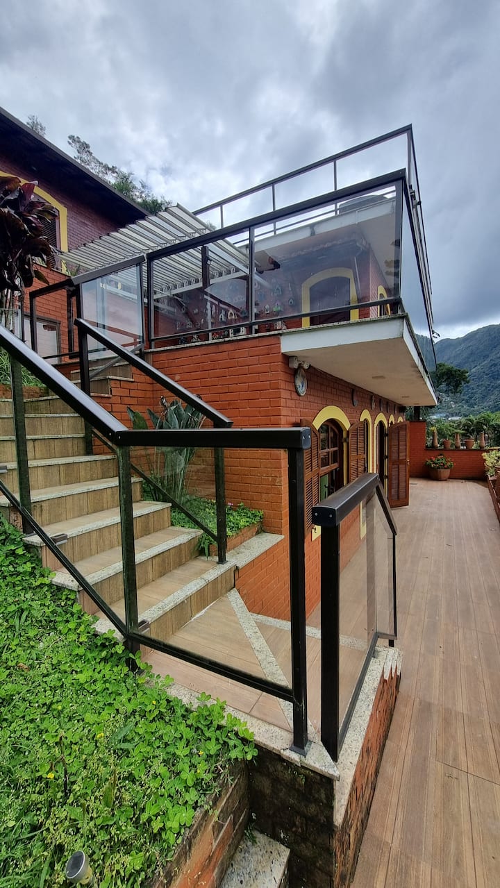1 - Casa 2 Andares - Acomodação Privativa - Teresópolis