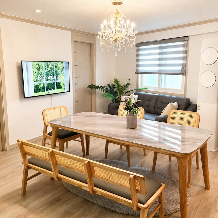 “원주중심 · 프라이빗 별채 · 모임에 딱 · 주차편리”
모모스테이 103(별채) - 원주시