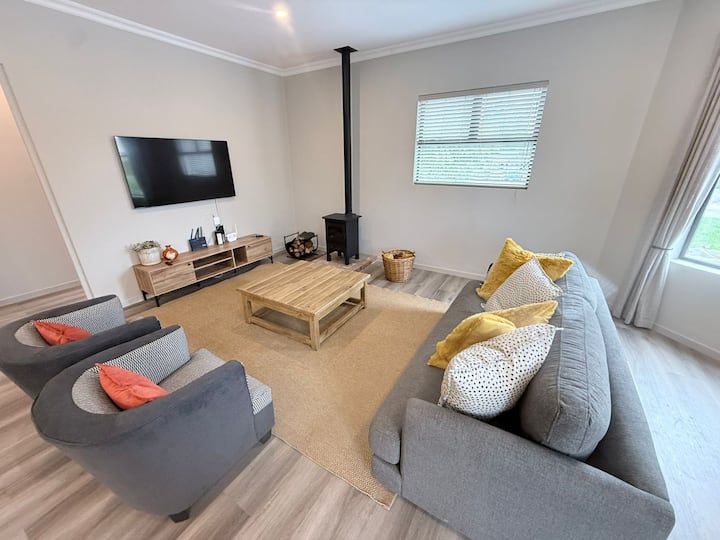 2 Polo Suite Gowrie Village - Nottingham Road