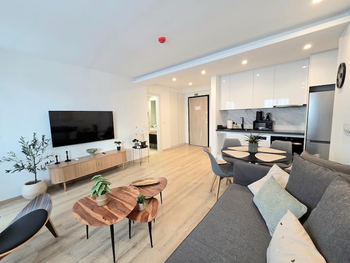 Tt Luxury Homes | Artemis – Shared Pool & Gym New - Athènes