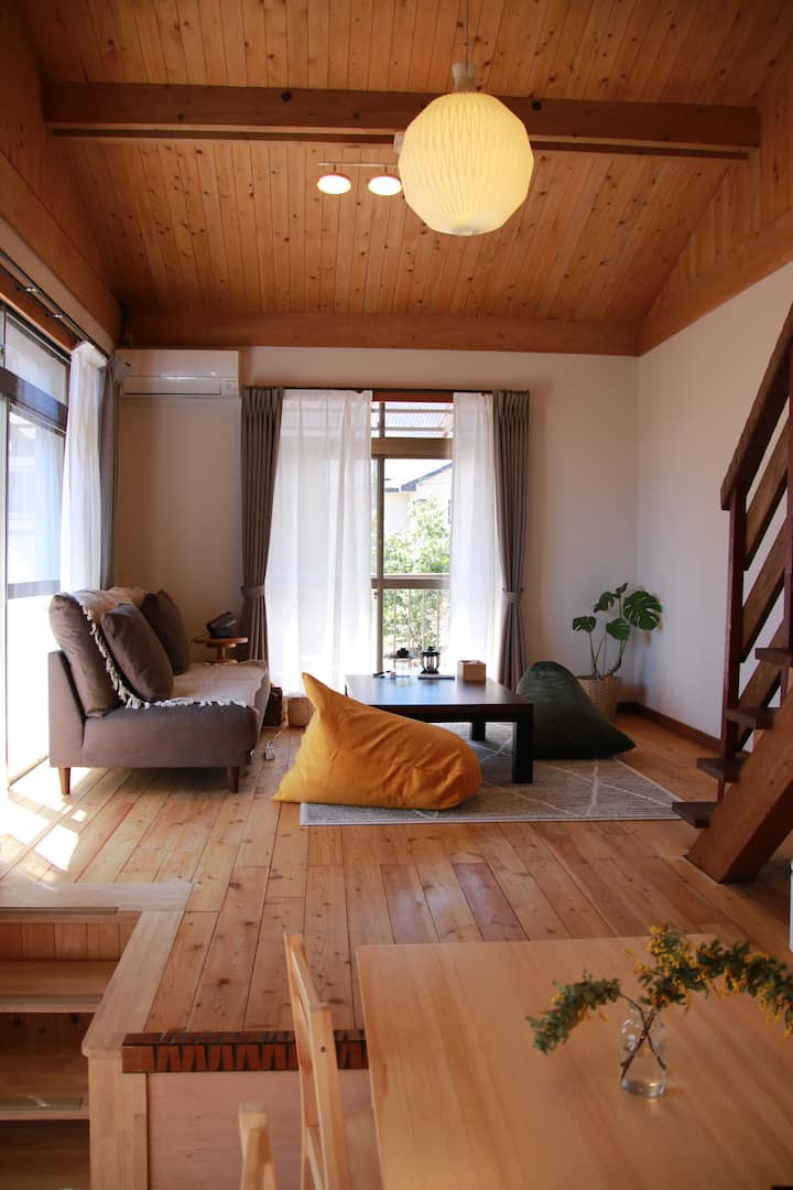 森に包まれる一棟貸し｜檜風呂温泉と静かな安曇野の時間 - 長野県