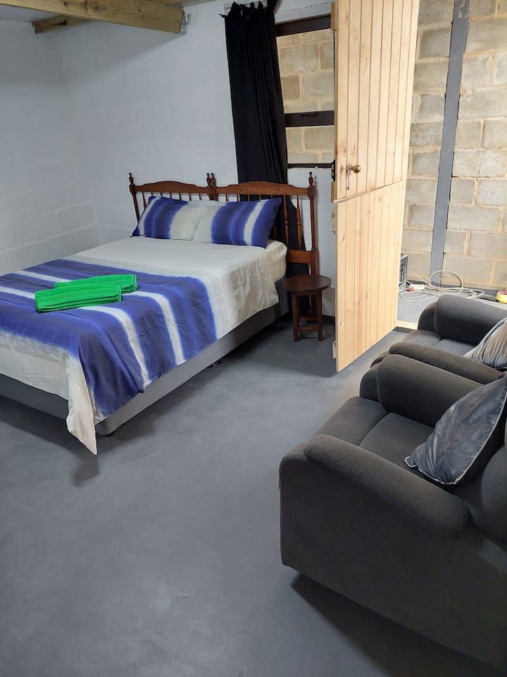 Cosy Corner Accommodation Unit 1 From R600 P/n - Bredasdorp