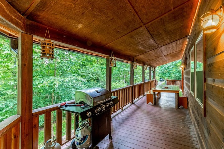 Red Fox Den - Sylva, NC