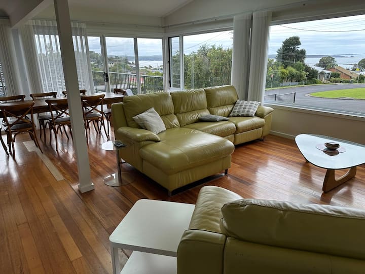 Family Accommodation At Beautiful Batehaven - Batemans Bay