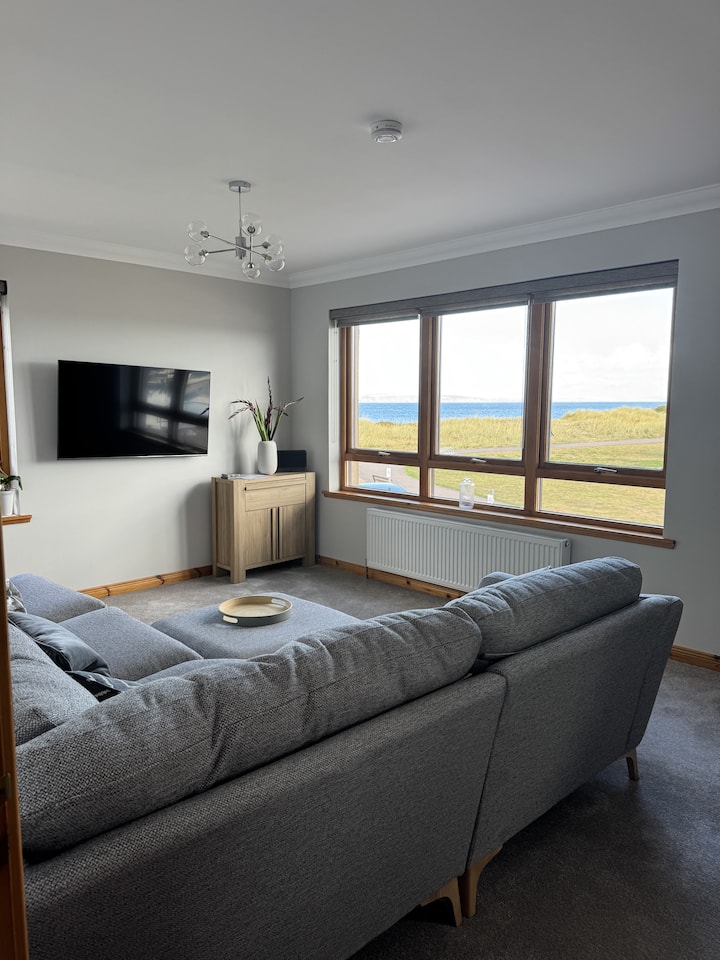 Firth Tides - Sea View Property - Nairn