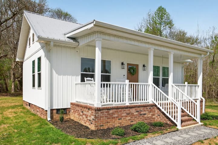 New Cottage Near Cummins Falls, Ckvl, Ttu, I-40. - Cookeville, TN