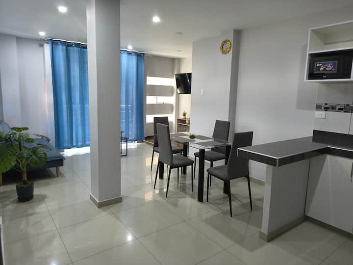 Departamento A 10 Minutos De Plaza Mayor (2 Piso) - Santa