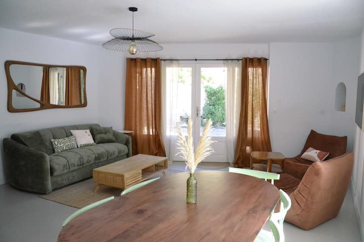 Havre De Paix Dans Une Bastide Appart Indépendant - Rognes