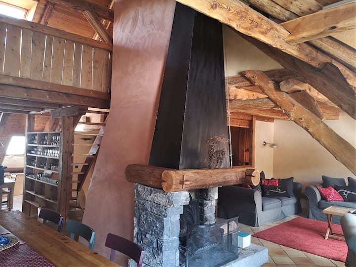 Belle Maison De Pays Au Centre Du Village - Névache