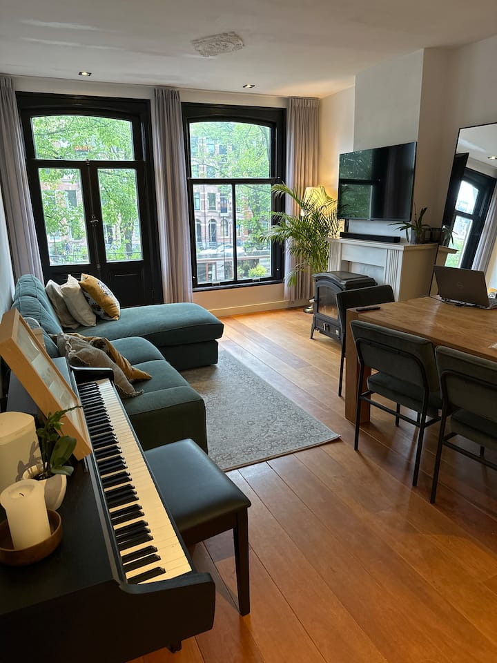 Cosy Canal Apartment - Amsterdam
