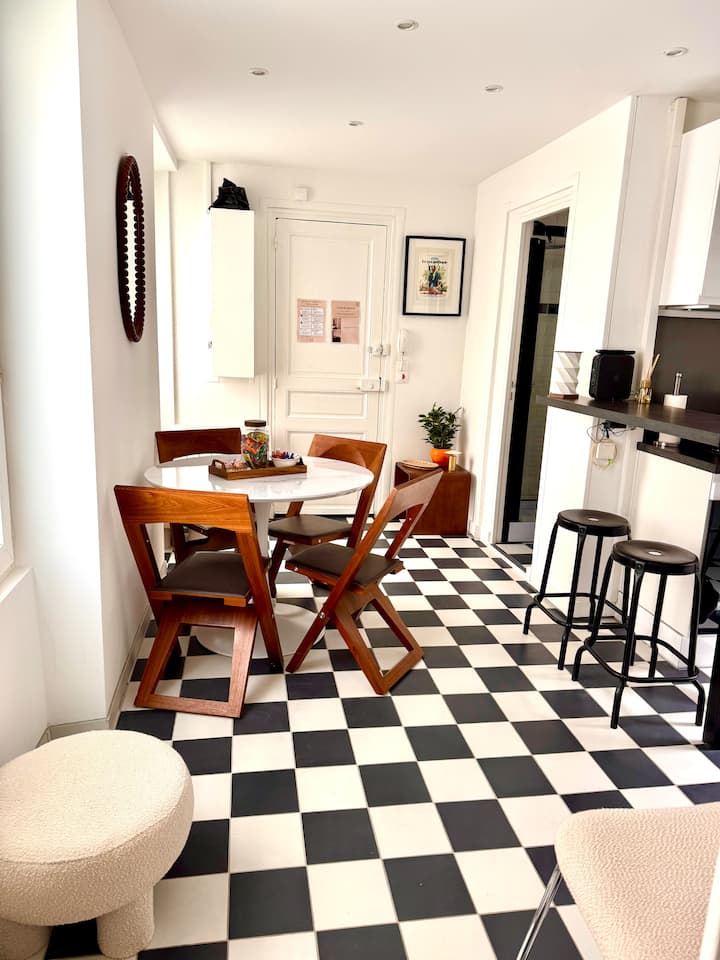 Rare Patio Flat By Montparnasse Station & Tower - Paris