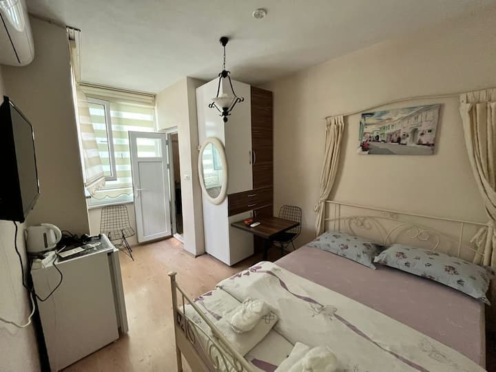 Konfor
Tirilye
Trilye
Otel - Tirilye