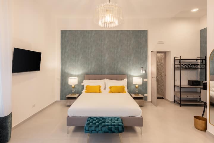 Visidinapoli: Esclusività Ed Esperienza - Naples