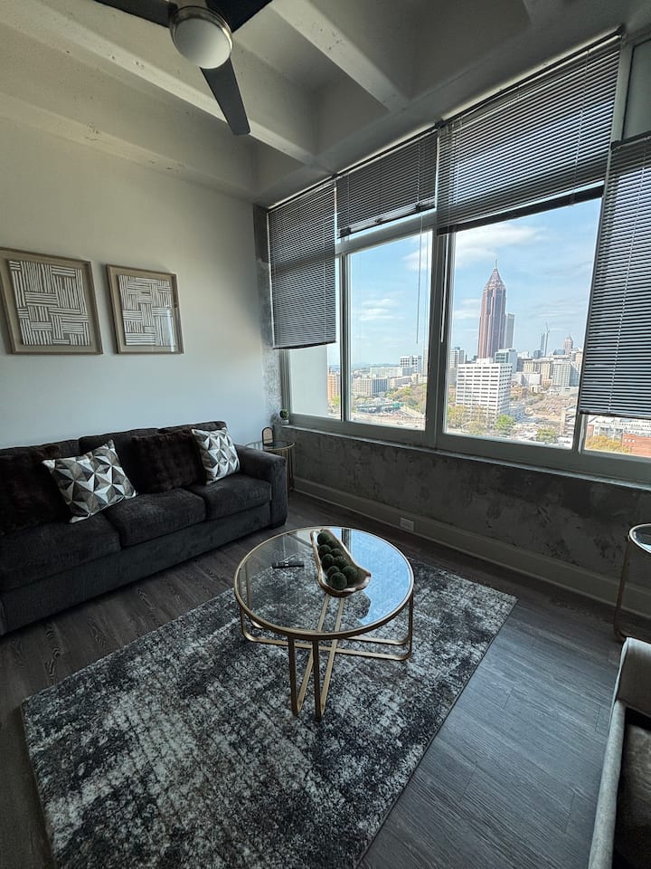 Luxury Downtown Atlanta Loft W/skyline View + Pool - Atlanta, GA