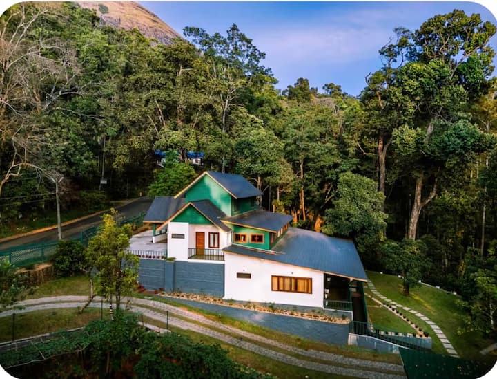 5bhk Cardamom Retreat | Munnar - Munnar