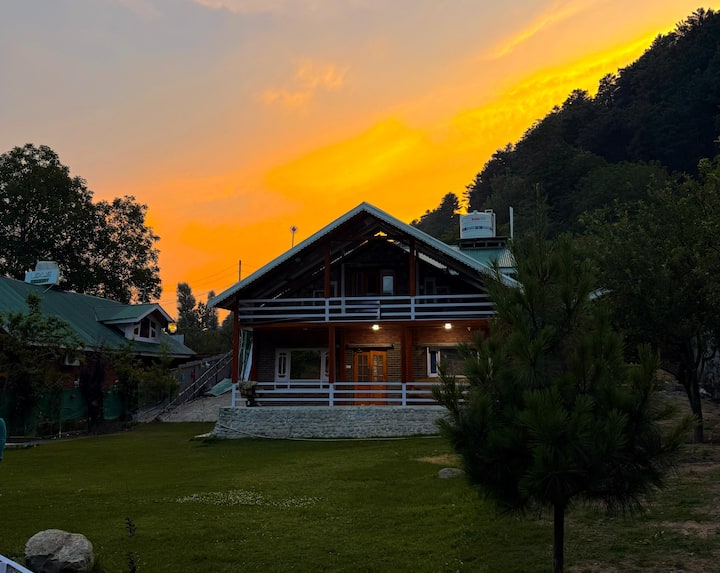 Riverside Hut - Pahalgam