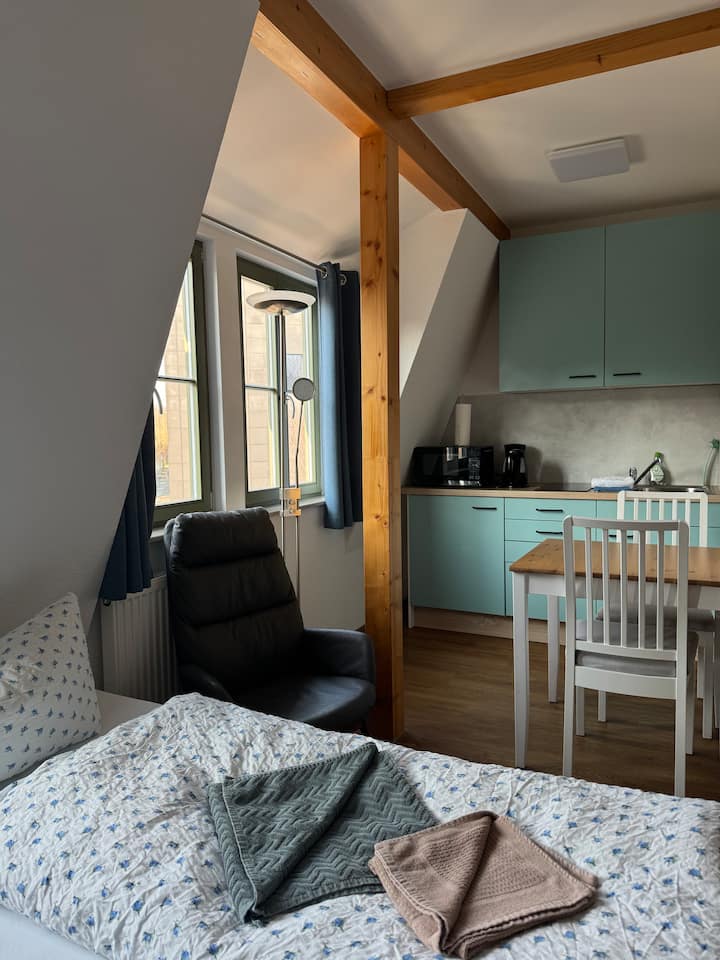 Neu Saniertes, Gemütliches Appartement Mit Küche - Weimar