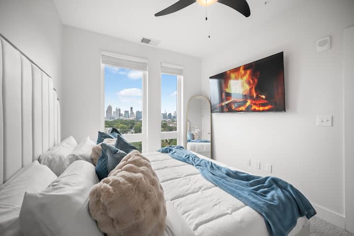 Luxury Highrise W/ City View *King Bed* - Atlanta, GA