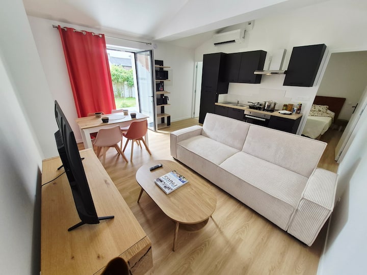 Le Nid – Maison Cosy Et Parking Sécurisé - Cholet