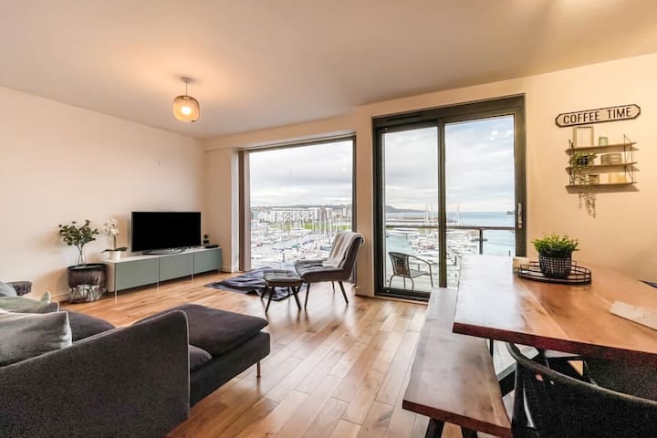 Waterside Townhouse, Roof Terrace, Coastal Escape! - Plymouth