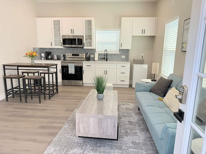 The Denton Hideaway | Luxury Adu W/ Private Patio - Denton, TX