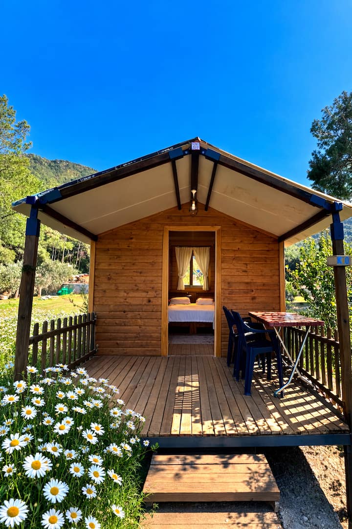 Üç Kişilik Bungalov Odamız Sizleri Bekliyor. - Adrasan