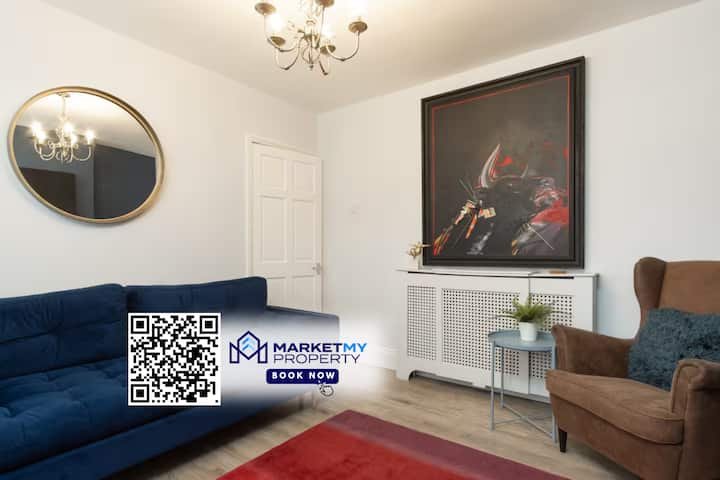 Stratford House With Parking & Garden - Leicester
