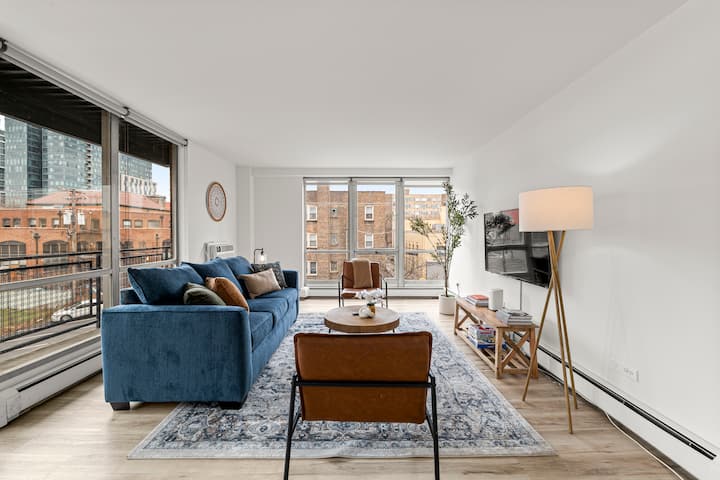 Wonderful 1br Retreat With Balcony In Oak Park - Oak Park