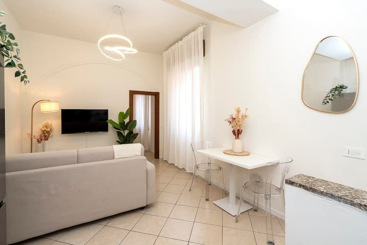 The Yellow Corner Monza - Centro, Policlinico - Monza