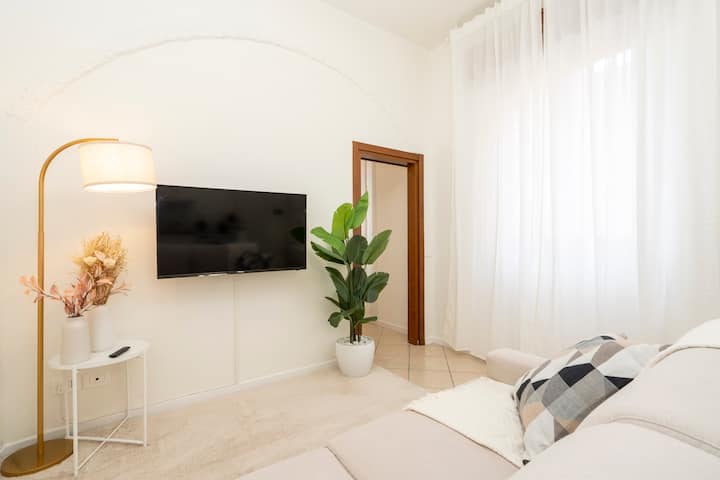 The Yellow Corner Monza | A 15 Min Da Milano - Monza