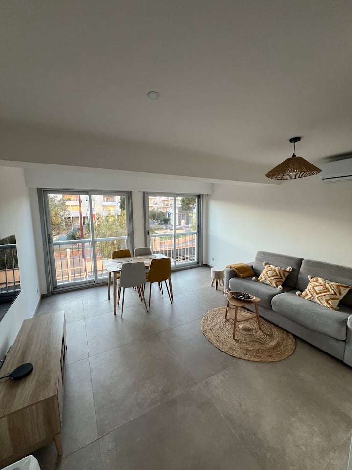 T2 Neuf à 100m De La Plage - 4 Personnes - Fréjus