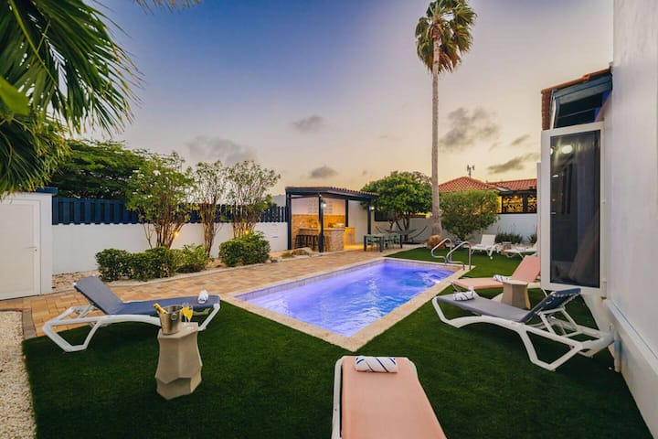 Private Pool Villa W/outdoor Kitchen Near Beaches - Aruba