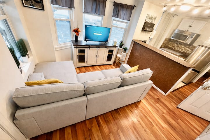 Modern Beach Block Suite W/balcony+private Parking - Atlantic City, NJ